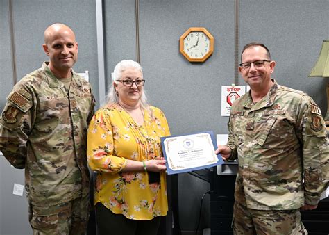 Exceptional OC-ALC performers recognized by commander > Tinker Air Force Base > Article Display