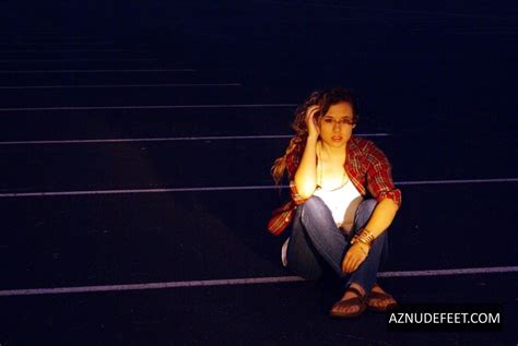 Dora Madison Burge Feet Aznudefeet