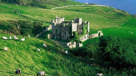 Irish Castle Wallpaper