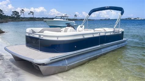 Pontoon Vessel