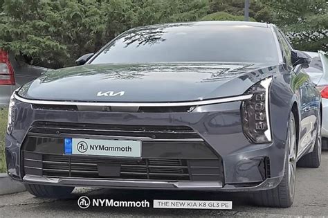 야간 운행중인 기아 K8 페이스리프트 스파이샷 야간 운행중인 기아 K8 페이스리프트 스파이샷