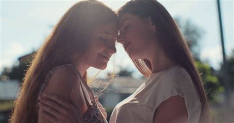 Jeunes Lesbiennes 45 296 Vidéos De Stock Clips Vidéo 4k Et Hd