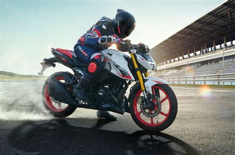 Tvs Apache Rtr 160 4v Usd Fork Price Top Variant Launch Autocar India