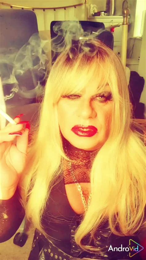 Smoking Blonde Red Lipstick