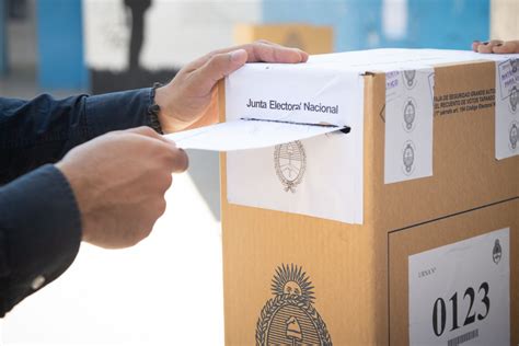 Es Obligatorio Votar En Ambos Días De Las Elecciones En Chile