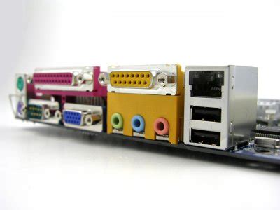 IT Bulge Difference Between Computer Ports