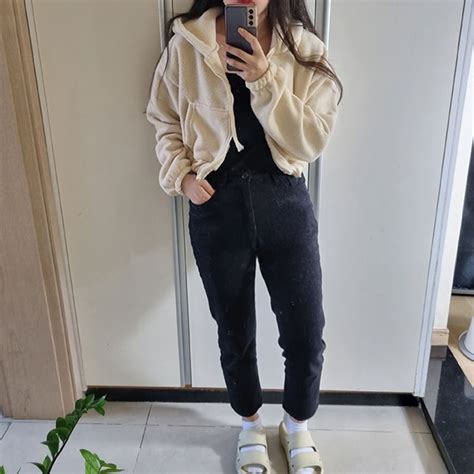 귀여운 뽀글이 크롭 양털 후드집업 다양한컬러 가성비갑 핏보장 데일리룩 편안한 따뜻한 포인트룩 이지매치 꾸안꾸 30