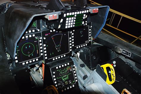 Filelockheed Martin F 22a Raptor Cockpit 维基百科，自由的百科全书