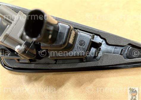 Tesla HW Vs HW Side Indicator Design And Specs Comparison Shows It Can T Be Retrofit