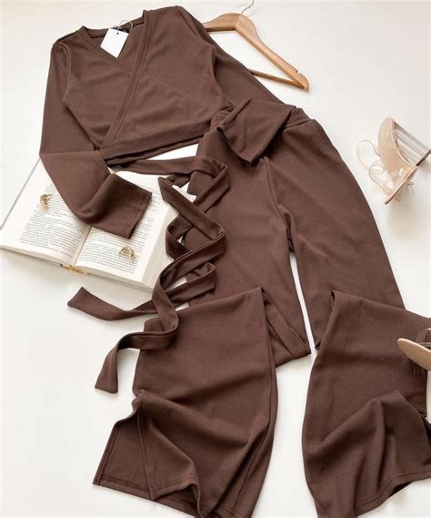 Костюм штани палаццо — ціна 750 грн у каталозі Брючні костюми Купити жіночі речі за доступною