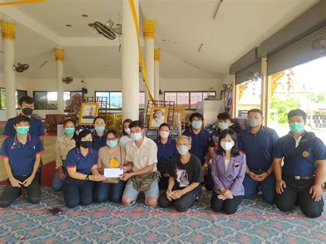 ผู้บริหาร นำโดย คุณเสาวลักษณ์ วิทยาลัยเทคโนโลยีคุวานันท์