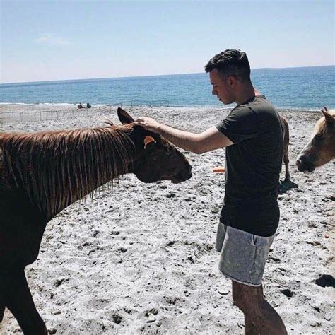 David Ljubenović Od Klinačke Priče Do Spotova Sa Milionskim Pregledima Infokg Gradski