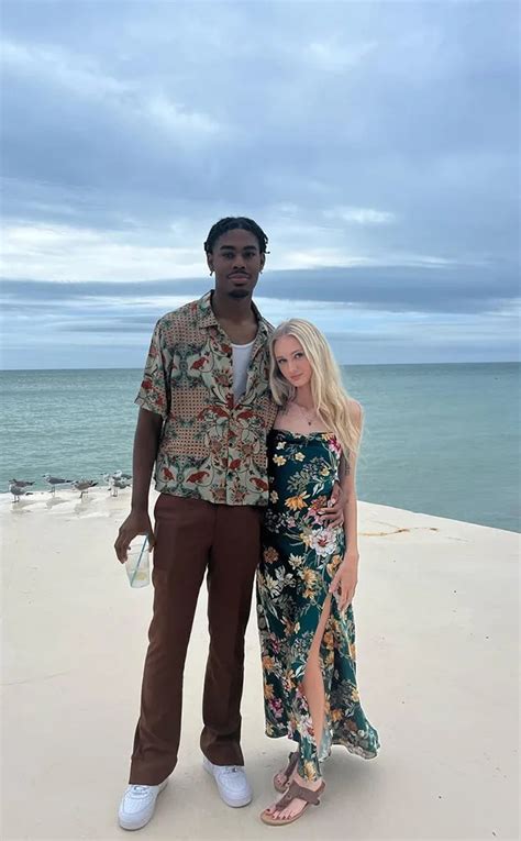 Pregnant Tiktoker Tineke “tini” Younger Reveals Sex Of Twin Babies