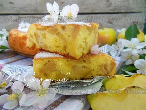 Шарлотка с яблоками и творогом в духовке 15 фото в рецепте