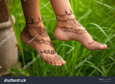 Henna Tattoo Simple Designs For Legs