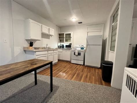1st Floor 1 Bedroom Apartment Wlaundry Sauk Valley Apartments