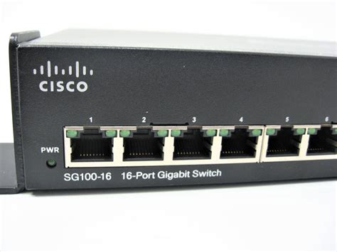 Cisco SG100 16 V2 16 Port Gigabit Switch W Rack Ears TESTED Free US Shipping Max Marine