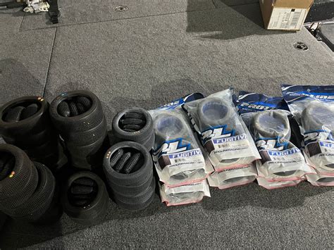 Proline Fugitive 1 8 Buggy Sets R C Tech Forums