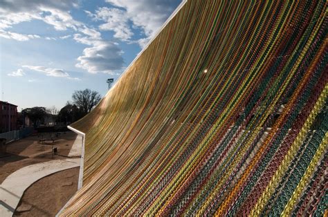 Kriskadecor Makes Aluminium Chains Into Facade Cladding Solution