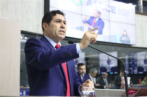 De Assis Diniz Critica Processo Movido Por André Fernandes Não Irão Nos Calar” Poder85