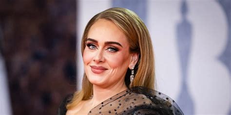 Adele Looks Unrecognisable With New Jet Black Hair