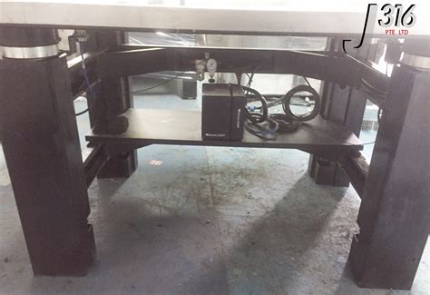 340 Tmc Active Vibration Isolation Table P N 20 25496 01 20 561 J316gallery