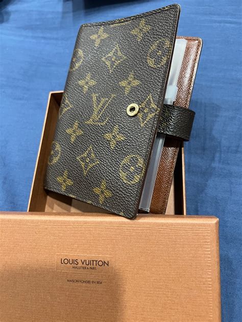 Lv筆記本二手 名牌精品 精品配件在旋轉拍賣