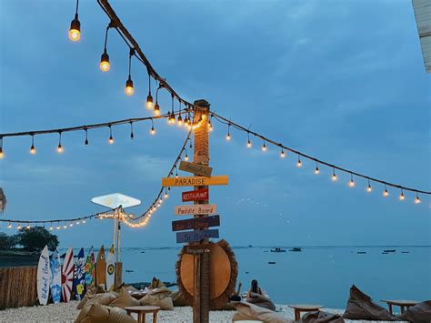 Hideout Beach Cafe And Bistro Home