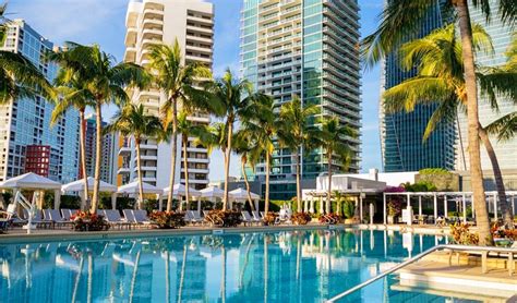 Four Seasons Hotel At The Surf Club Surfside Florida Resort
