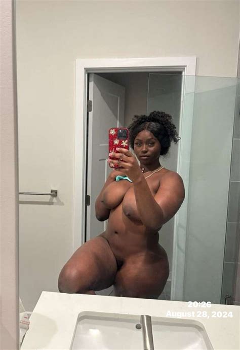 Jenise Hart Shesfreaky