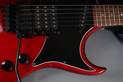 1985 Hamer Phantom Candy Apple Red Guitarpoint