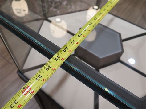 Locking Hexagon Shape Display Case W 6 Pull Out Sections 29x18x44h Oahu Auctions