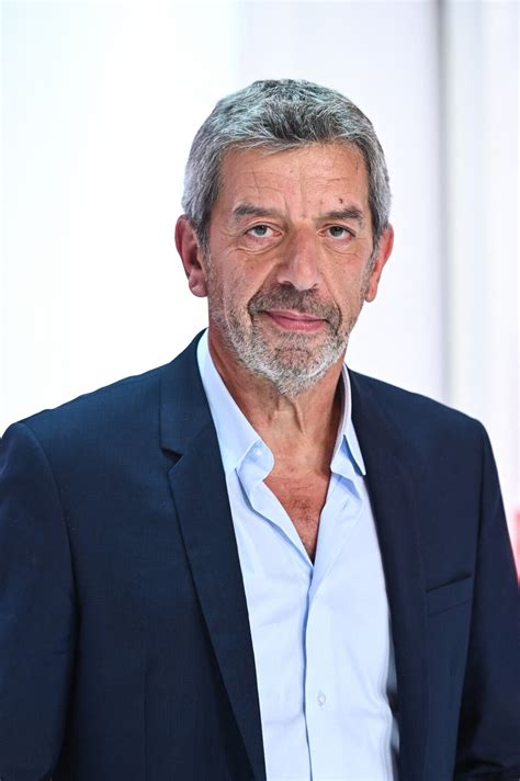 Photo Exclusif Michel Cymes Lors De Lenregistrement De Lémission Vivement Dimanche Au