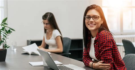 Four Ways You Can Encourage Girls To Pursue Technology Intuit Blog