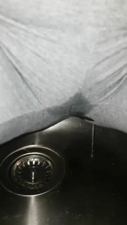 Wetting Her Sweatpants In Sink Thisvid Com