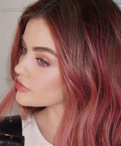 Lovely Lucy Scrolller