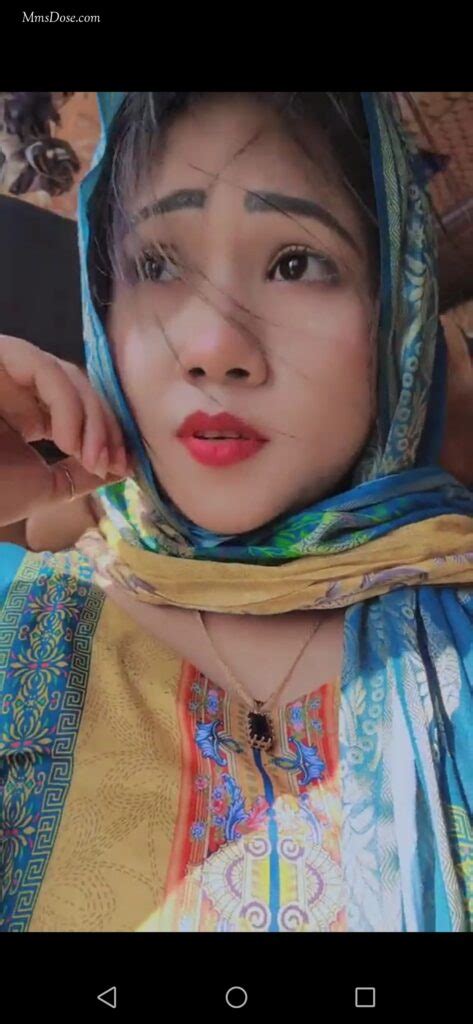 Beautiful Bangladeshi Tiktoker Sucking Boyfriend Dick Sundarikanya