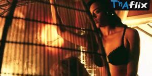 Hannah John Kamen Sexy Scene In Killjoys Tnaflix Com