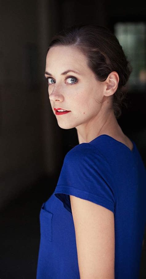 Anna Knauer Celebrity Pictures