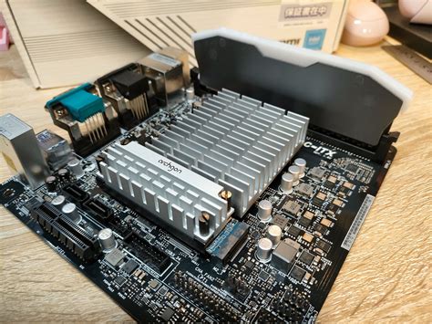 狐郷峰 On Twitter M 2 Ssd用のヒートシンク、純正かのようにしっくり来て大満足。 Asrock N100dc Itx Archgon Hs 1110 T