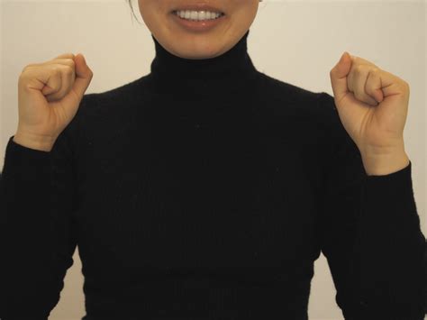 実は着痩せ効果も 黒を取り入れるメリットデメリットを色彩のプロが解説 オトナンサー