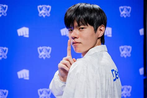 데프트는 지표만 좋음 롤 리그 오브 레전드 에펨코리아 데프트는 지표만 좋음 롤 리그 오브 레전드 에펨코리아