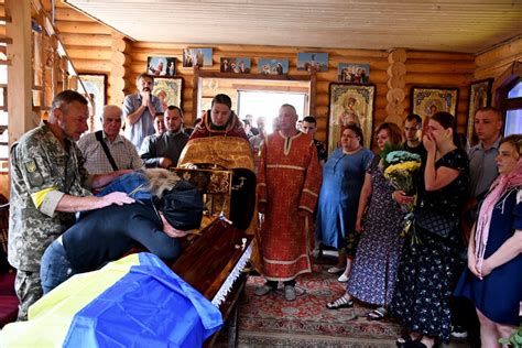 У Нікополі 14 липня провели в останню путь загиблого Героя Новости Section Ukr Net