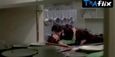 Malisa Longo Butt Breasts Scene In Prickly Problems Tnaflix Com