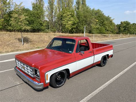 1976 Chevy C10 Roundeye 2 Tone Hotrodimports