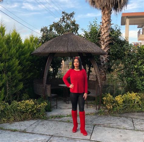 بیوگرافی ژینا کلانتری عشق اول شادمهر عقیلی پیج، عکس و علت جدایی