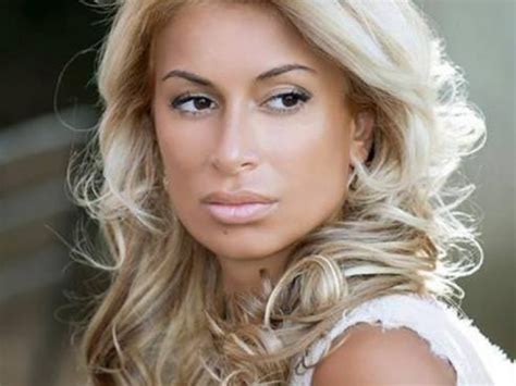 აი რას წერს ხატია სიჭინავა თავისი შვილების ძიძებზე