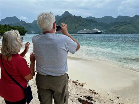 Eyes Of Moorea In Moorea Maiao Windward Islands Tahiti Tourisme