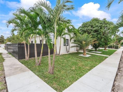 Residential Hialeah In Hialeah Florida United States For Sale 15060628