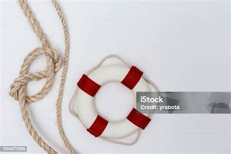 바다 밧줄 매듭 구명 부 표 및 조개 평면도 텍스트의 공간을 복사 합니다 구명 기구에 대한 스톡 사진 및 기타 이미지 구명 기구 배경 주제 부표 Istock